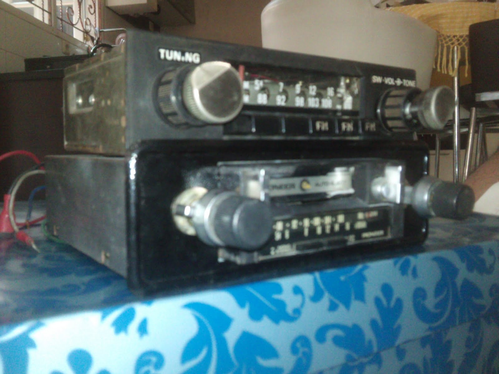 Automotive Journey: For Sale : Vintage Head Unit (Retro)