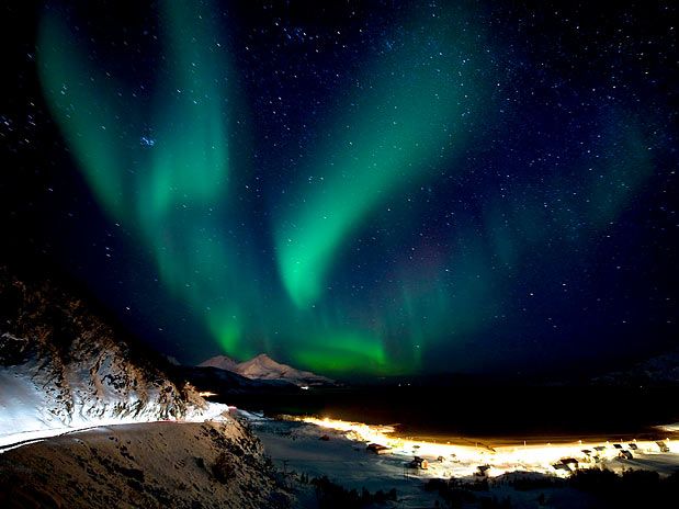 O Fantástico Mundo das Ciências: AURORA BOREAL E AUSTRAL