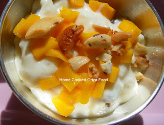 Oriya Food: Mitha Dahi with mangoes and Thanks