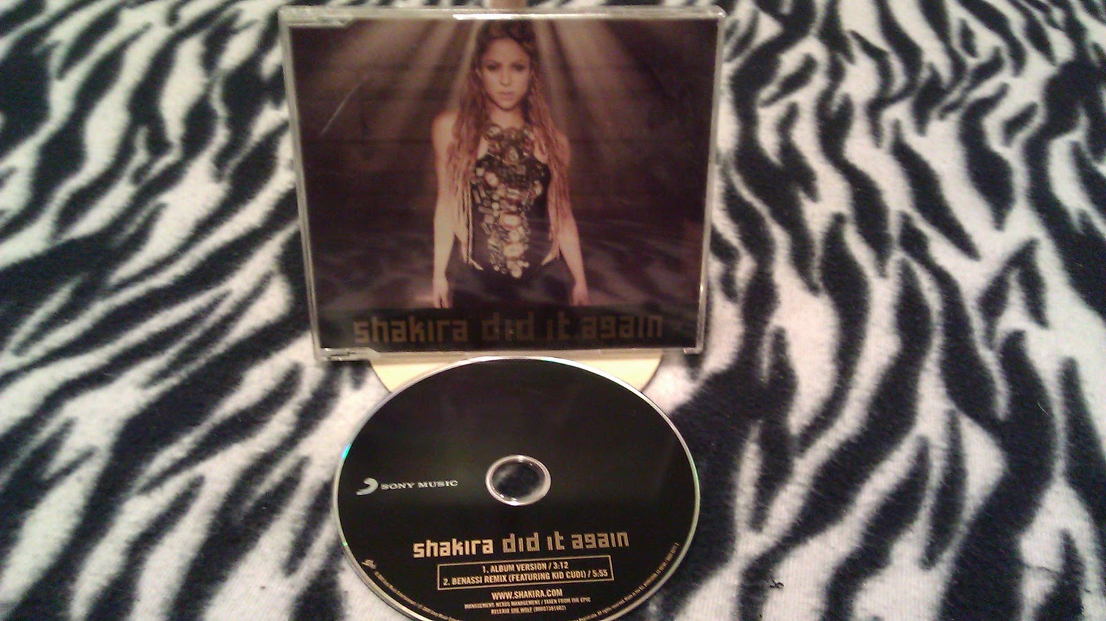 My Shakira Collections: Import / Single