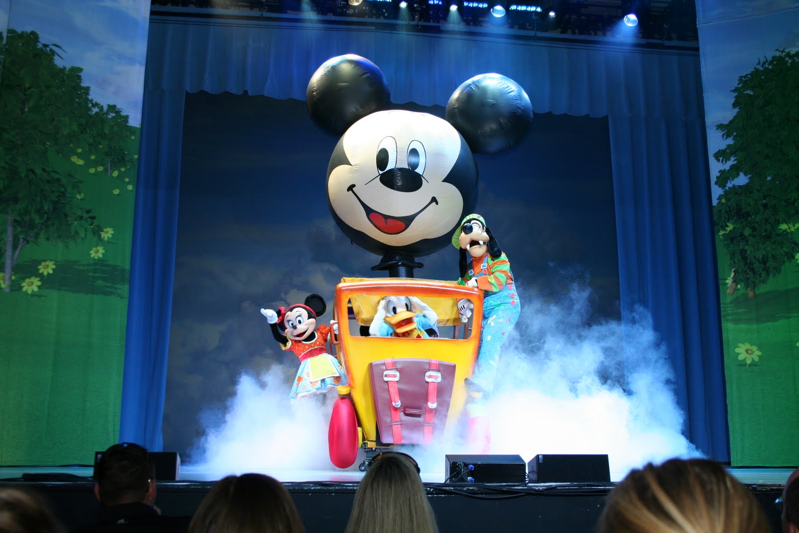 Bits By Bre: Mickey's Rockin Road Show