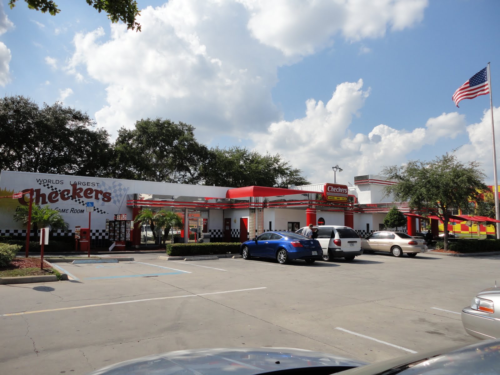 The Florida Dine and Dash: World's Largest Checkers. Not sure they even ...