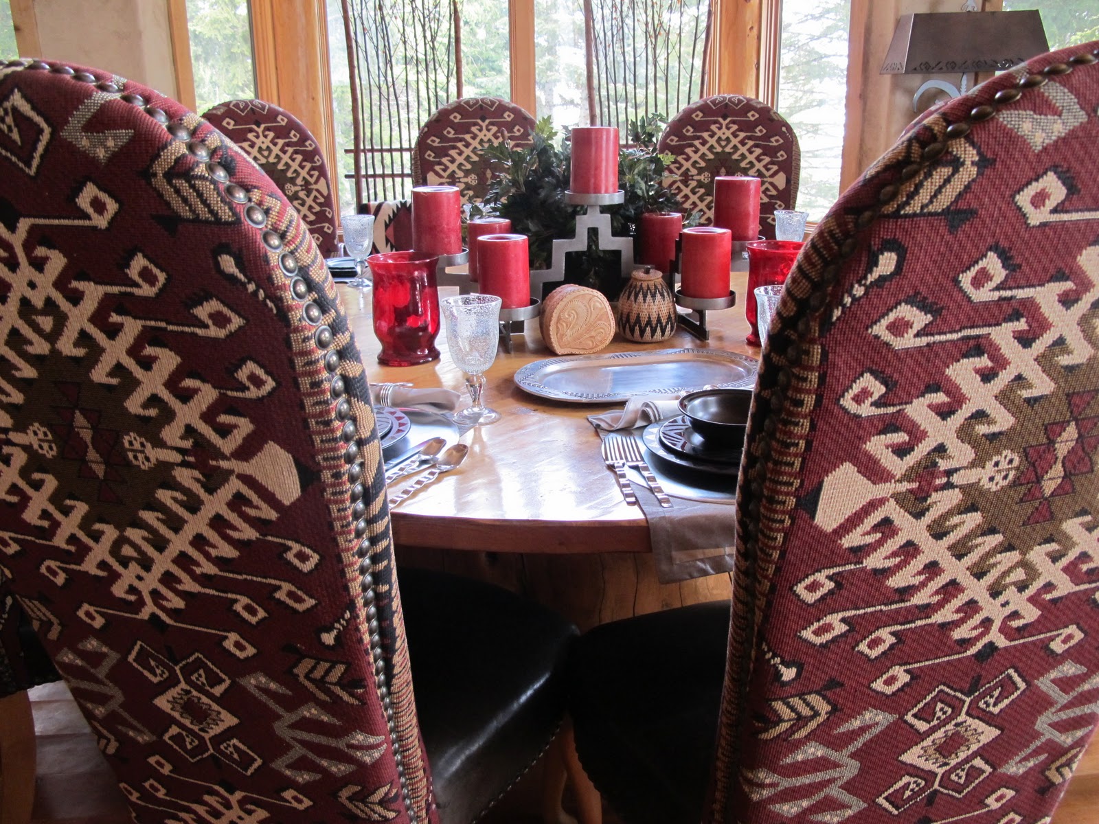 Hidden Pony Lodge Tablescape - Purple Chocolat Home
