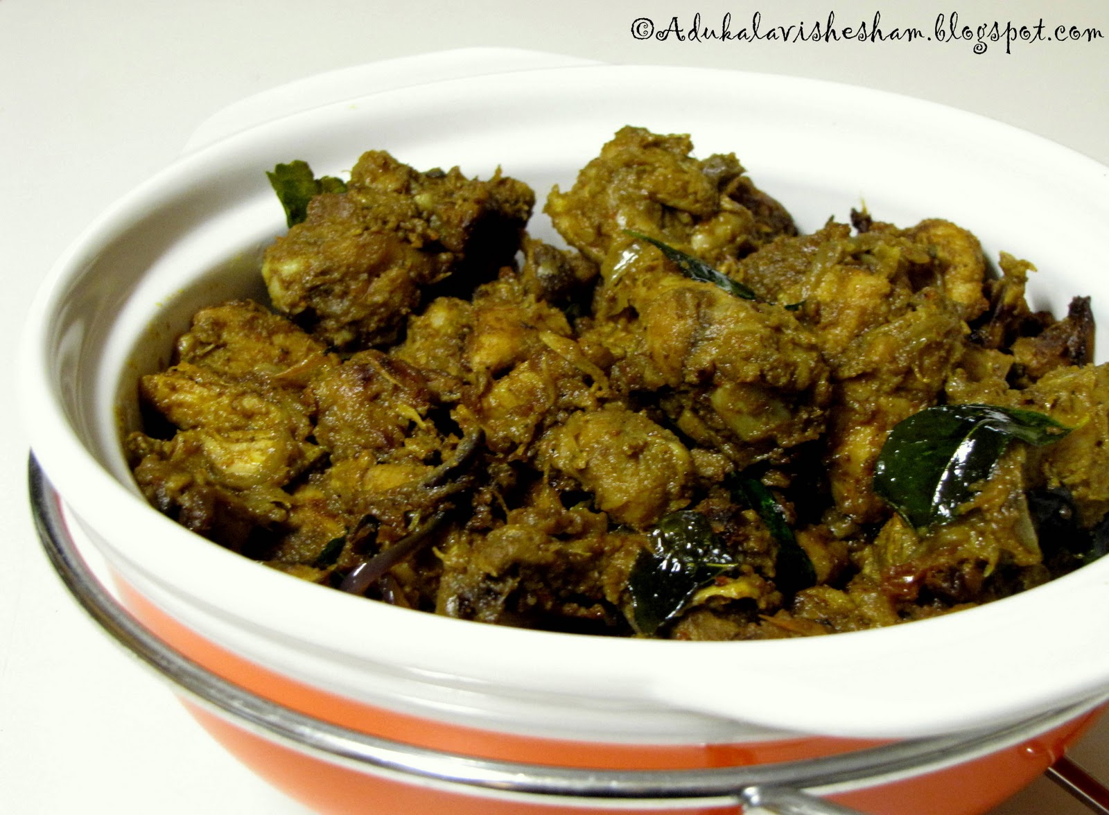 Adukala Vishesham: Naadan Chicken Masala
