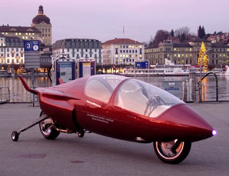 Tilting Vehicles Blog: Feet First Motorcycles