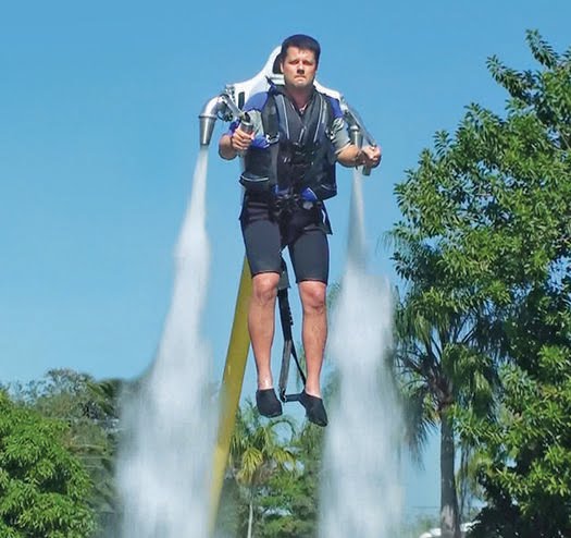 Engineers Perfect the Water-Powered Jetpack