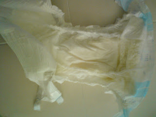 My Diapers Life: I wet my diapers this morning
