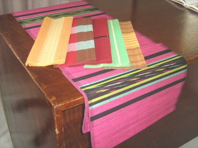 HEART'S ART-SINING NG MGA MARINDUQUEÑO: Paghahabi