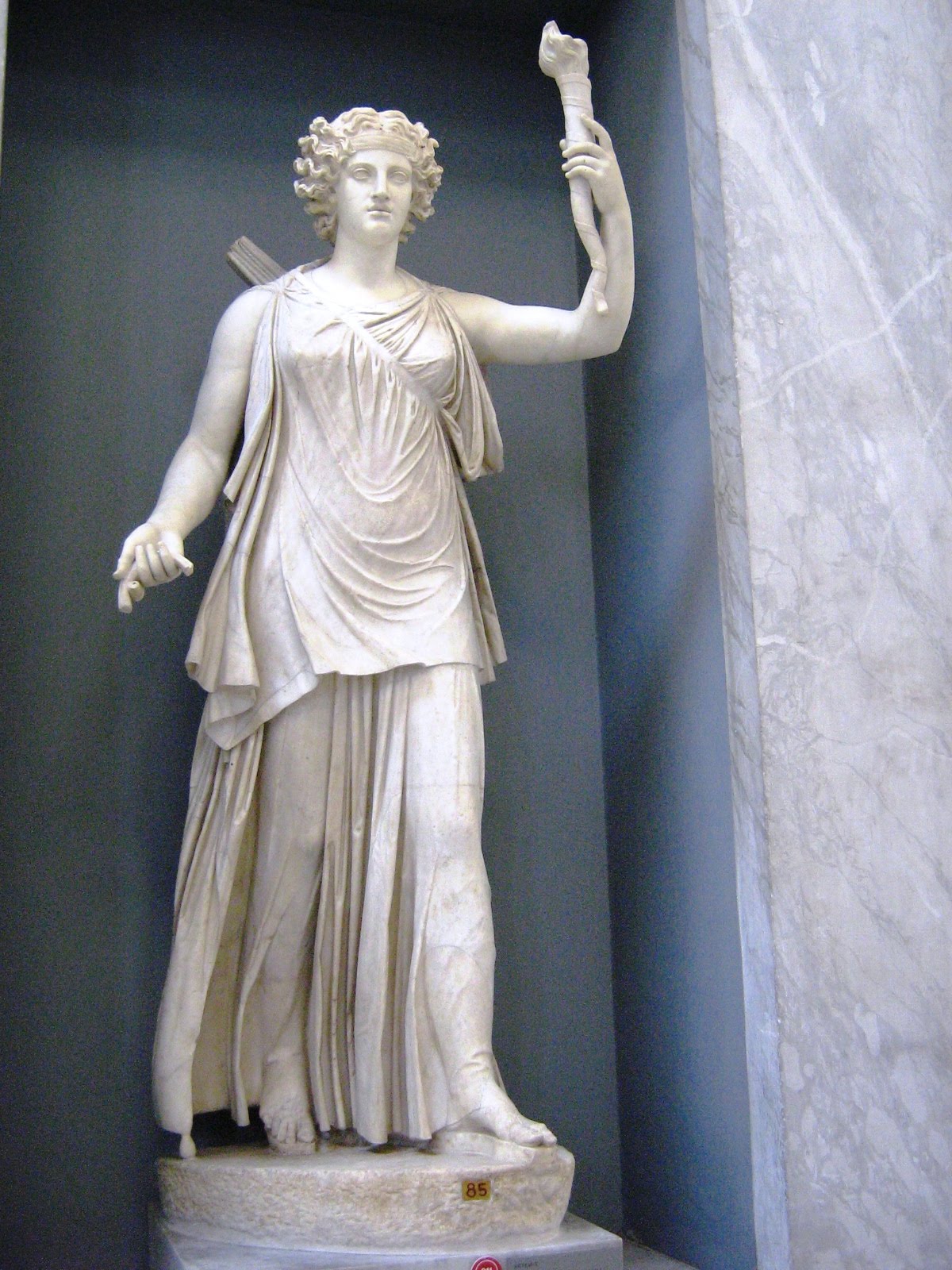 Istoria Artei: Muzeul de la Vatican - galeria scuplturilor