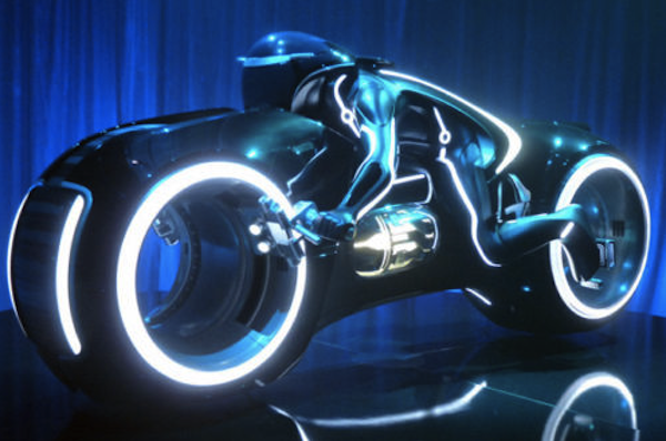 INFOTAINMENT 4 YOU......: TRON LEGACY BIKE