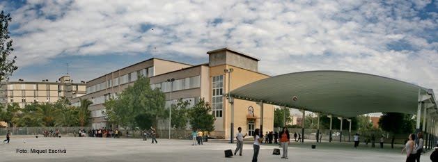 COMENIUS: OUR SCHOOLS. IES CID CAMPEADOR-RUNGSTED GYMNASIUM