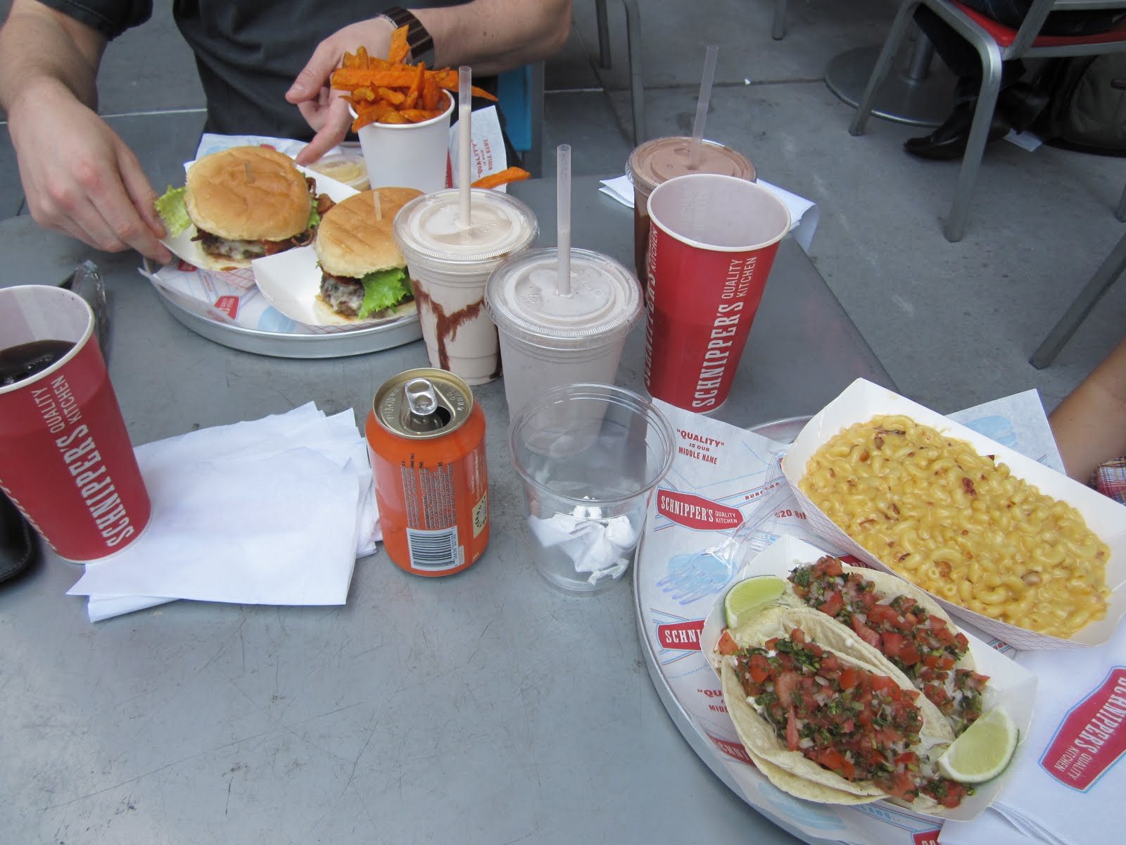 Schnipper’s Quality Kitchen – New Kids On The Itis | Burger Conquest