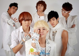 All about me...: Story about boy band...from korean...BEAST