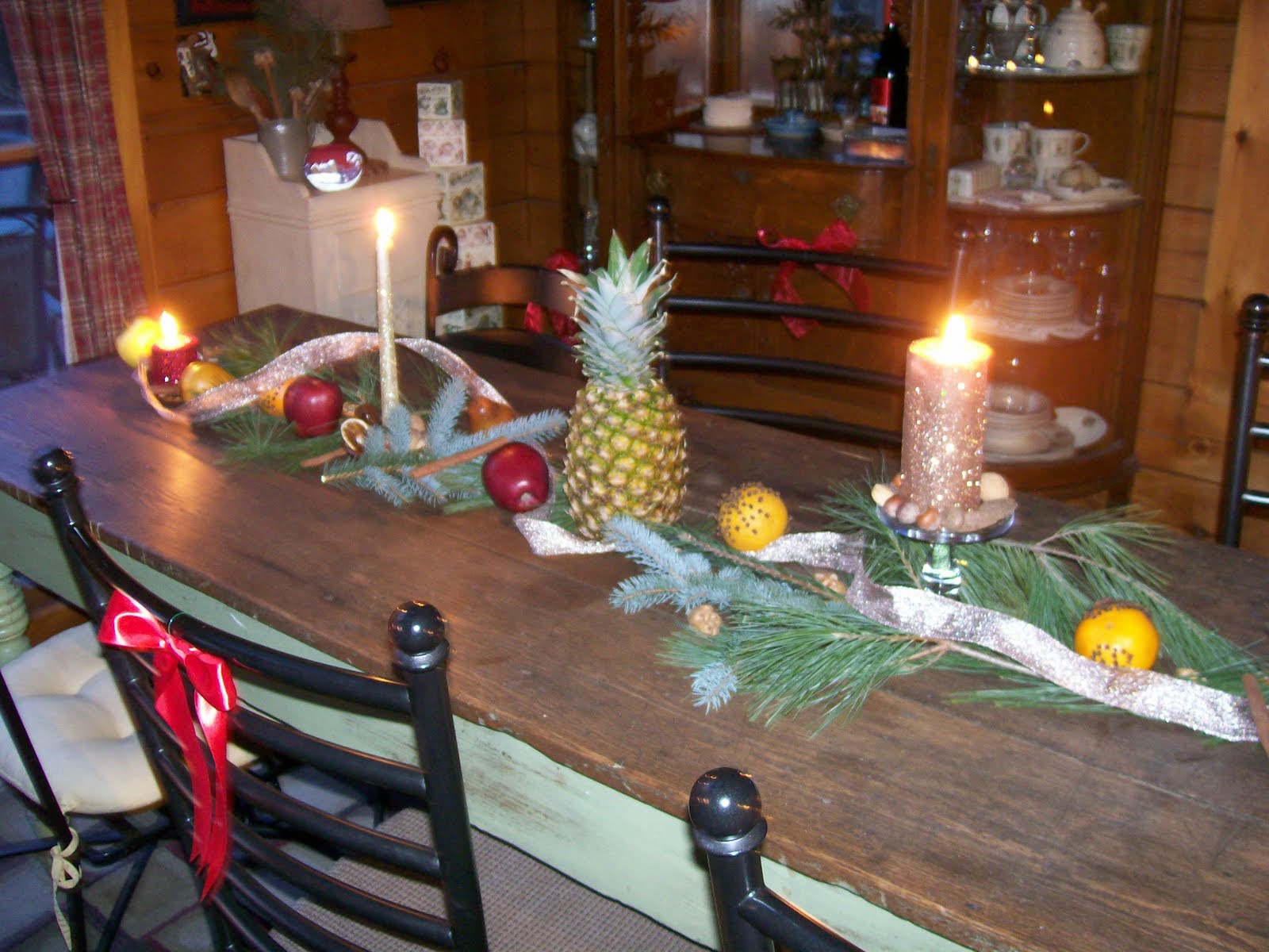 Indian Trail Pottery: Colonial Christmas Tablescape