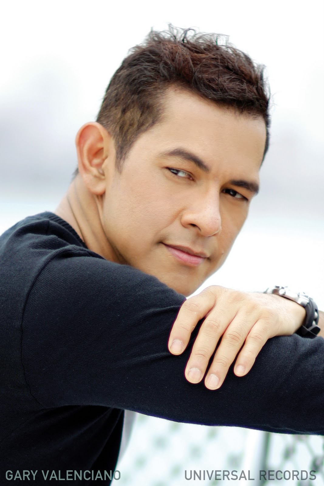 Universal Records Blog: Yahoo: Fit to Post | Gary V gets rejected, too!