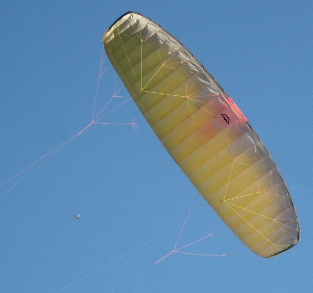 the kite guy: 4-line kites