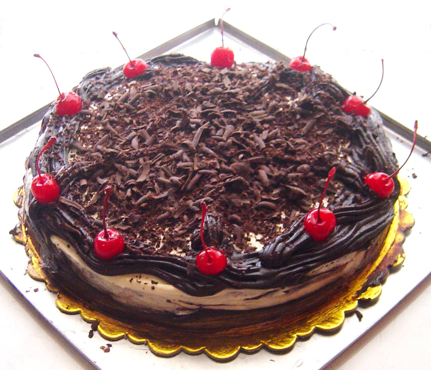 FILTHY: Cake Decoration