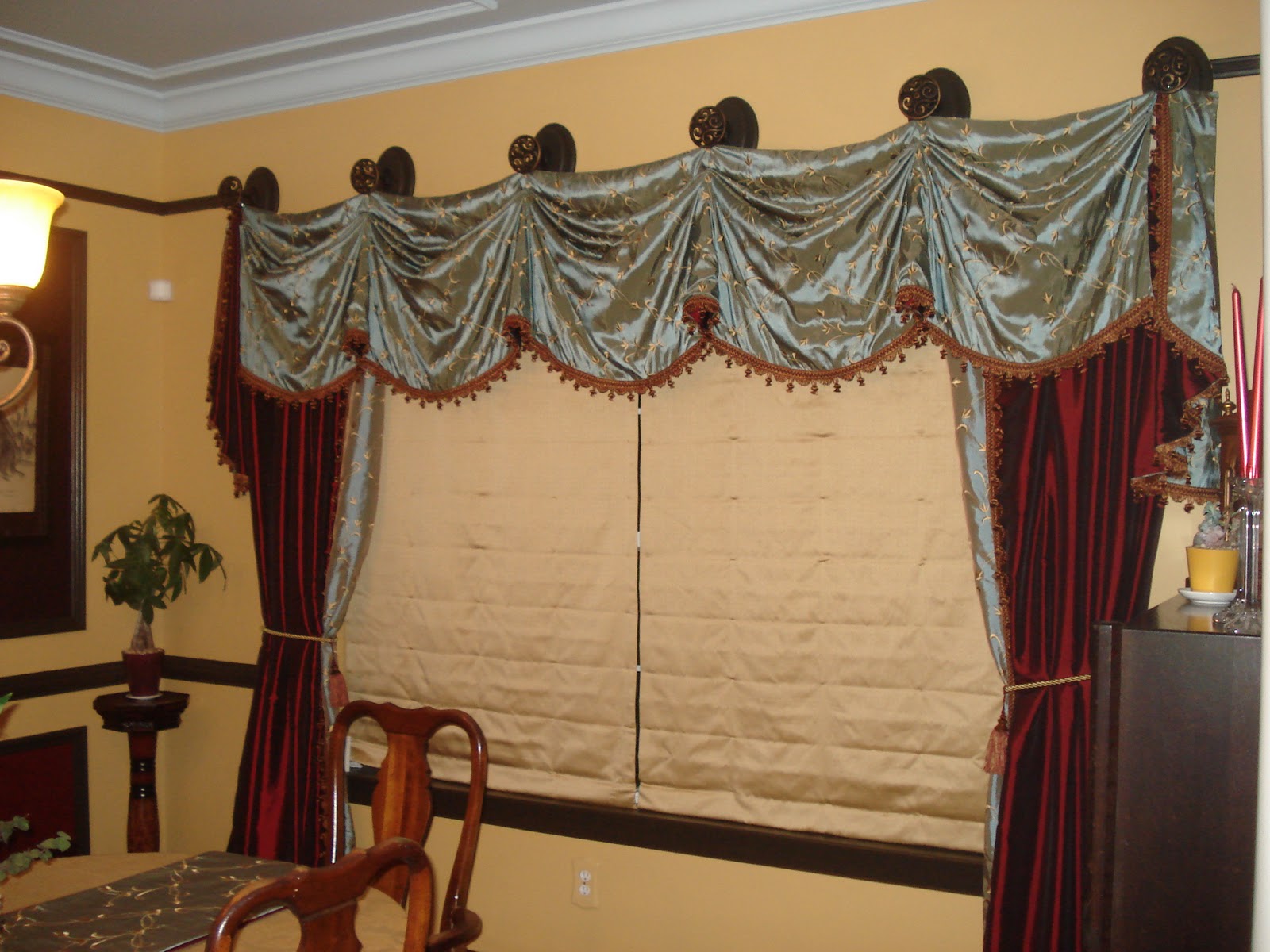 Custom Window Treatments: Custom Valances
