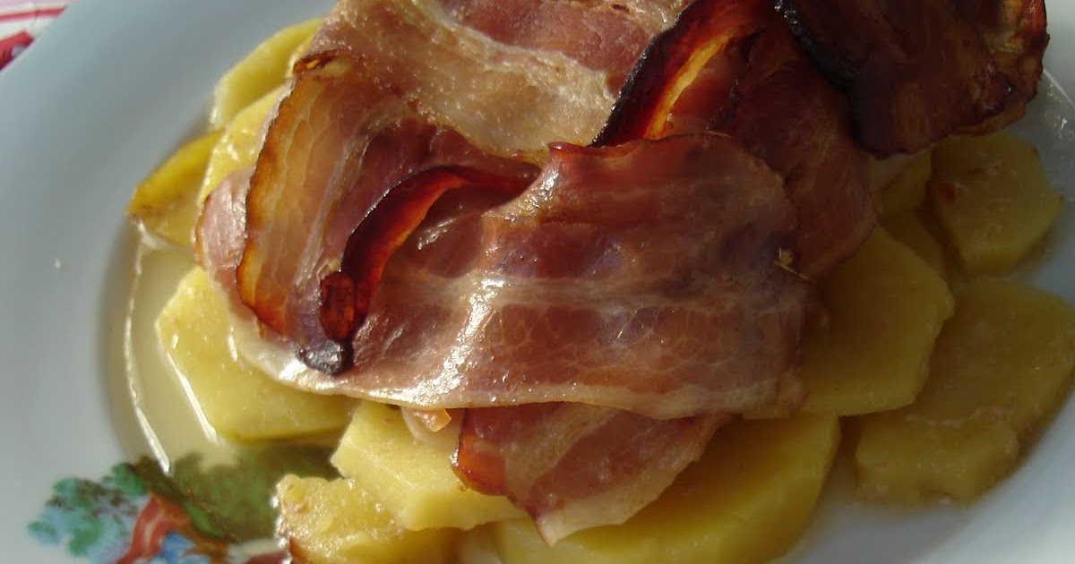 Pe masa din bucatarie: Spata de porc cu bacon impletit