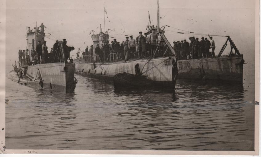 Belinfante-Indian-motorcycles: WW1 Unterseeboot U-35 old BUFA fotos