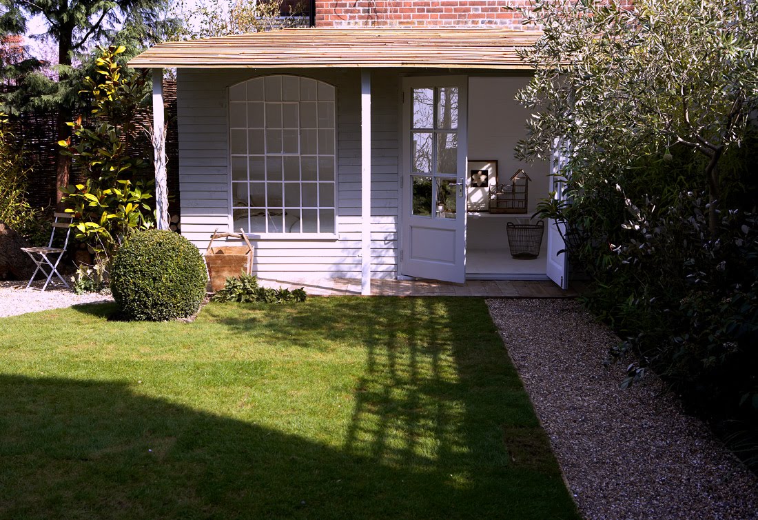 The New Victorian Ruralist: Touring Alabaster House...