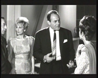GREEK CINEMA: 66. ΥΠΑΡΧΕΙ ΚΑΙ ΦΙΛΟΤΙΜΟ