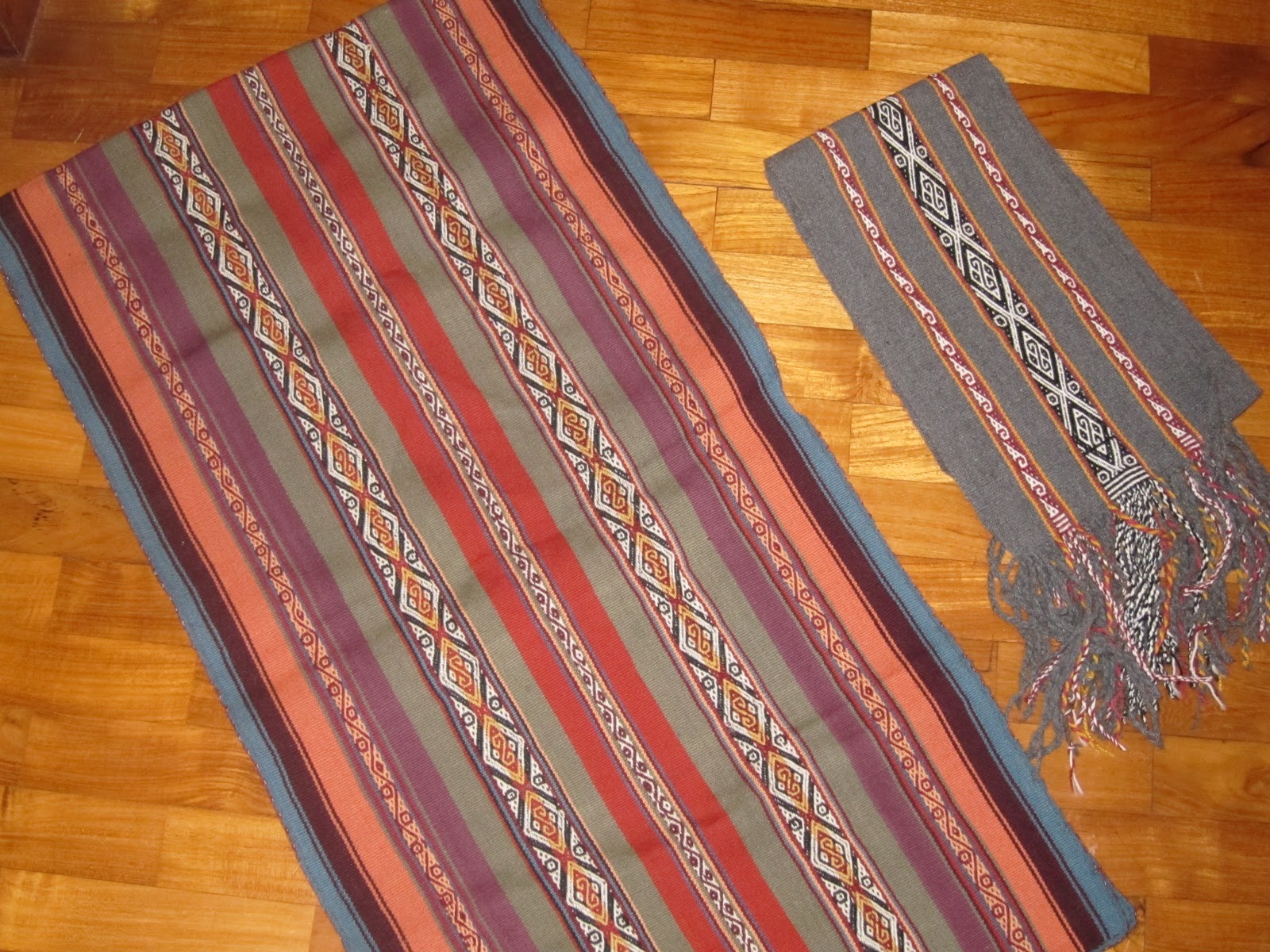 Far East Loom Room: Peru