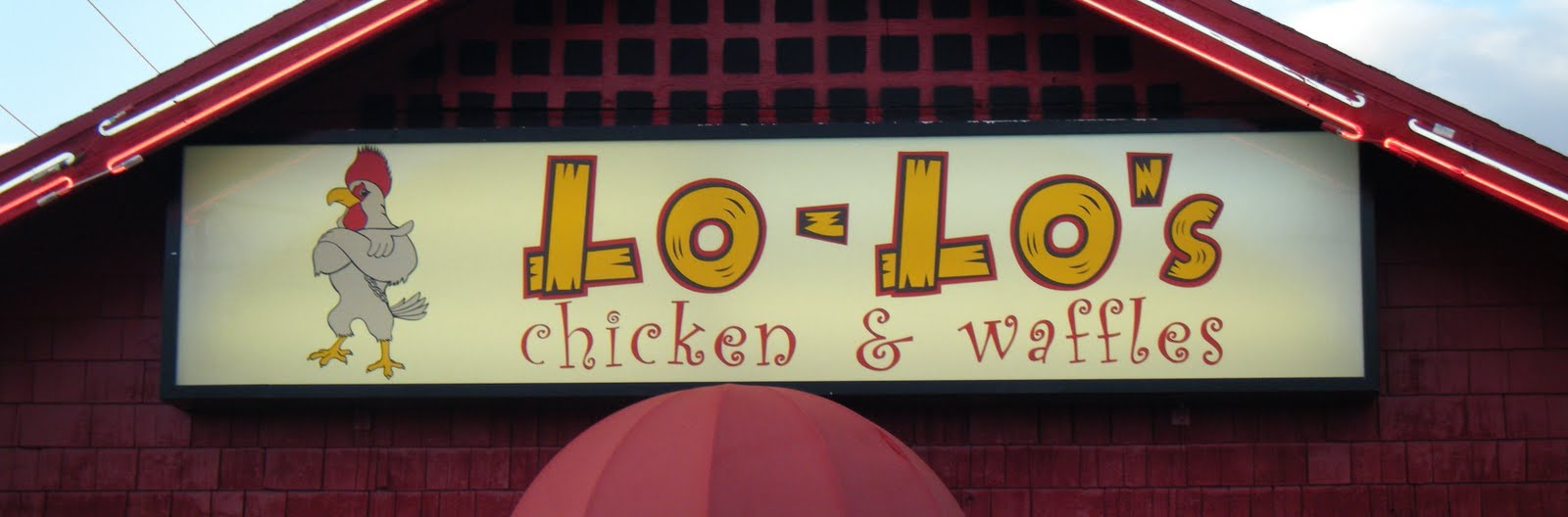 PHOENIX PHOOD: LO-LO'S CHICKEN & WAFFLES