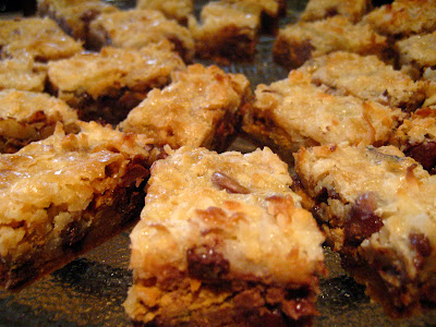 Carly's Kitchen: Cousins Cookie Exchange: Lucious Layer Bars...mmmmm....