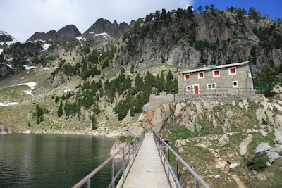 Blog d'en Litus: Refugi de Colomèrs 2135 m., aproximación. ( Pirineo de ...