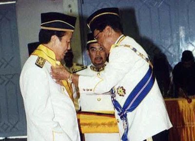 ISU DAN FAKTA @PMR SIBU: In Memory : The life and times of Datuk Robert ...