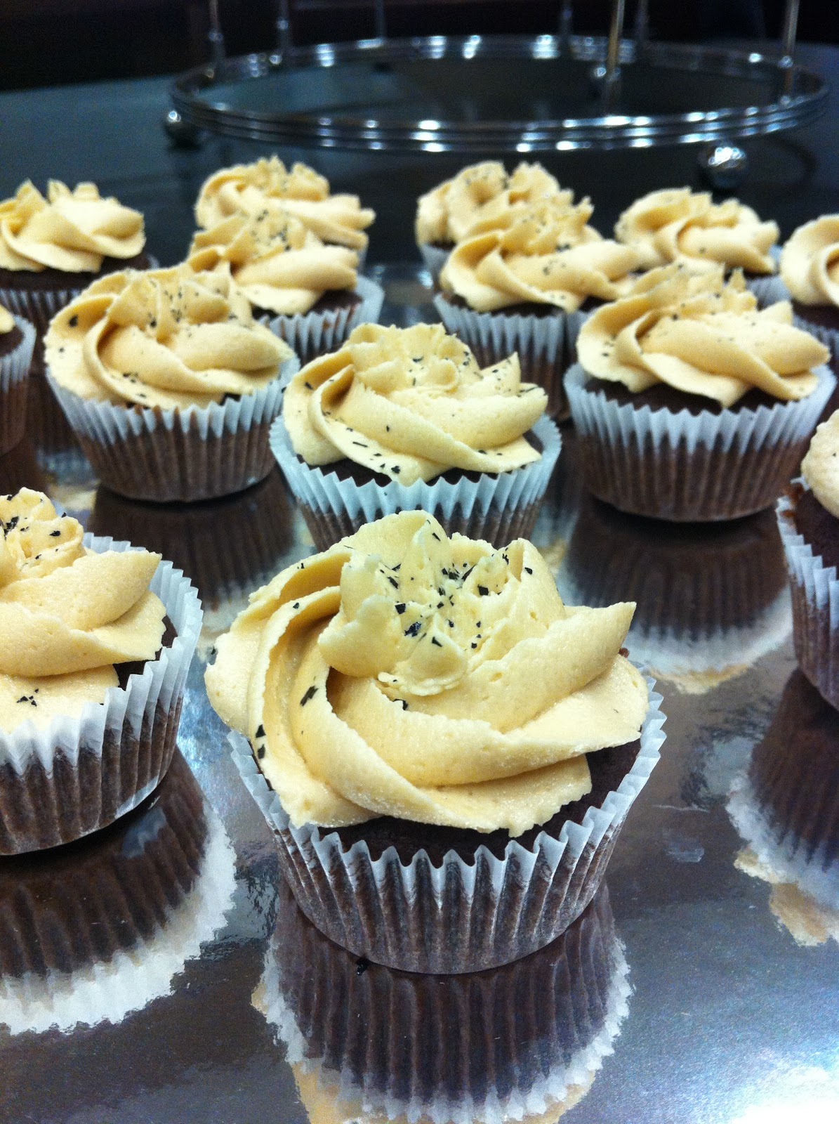Mrs. Savvy Mama: Cuppy Cakes!