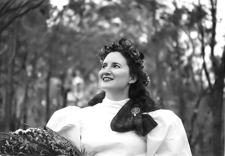 Confessions of a Ci-Devant: An interview with Elena Maria Vidal, author ...