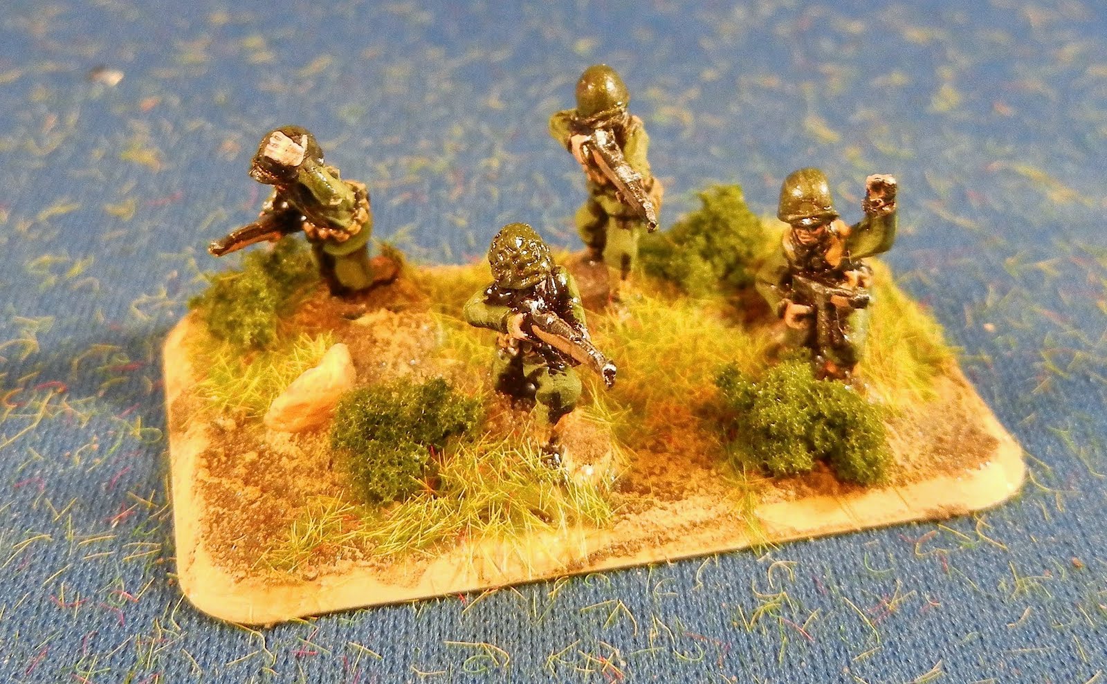 Bob's Miniature Wargaming Blog: 15mm WW2 Infantry