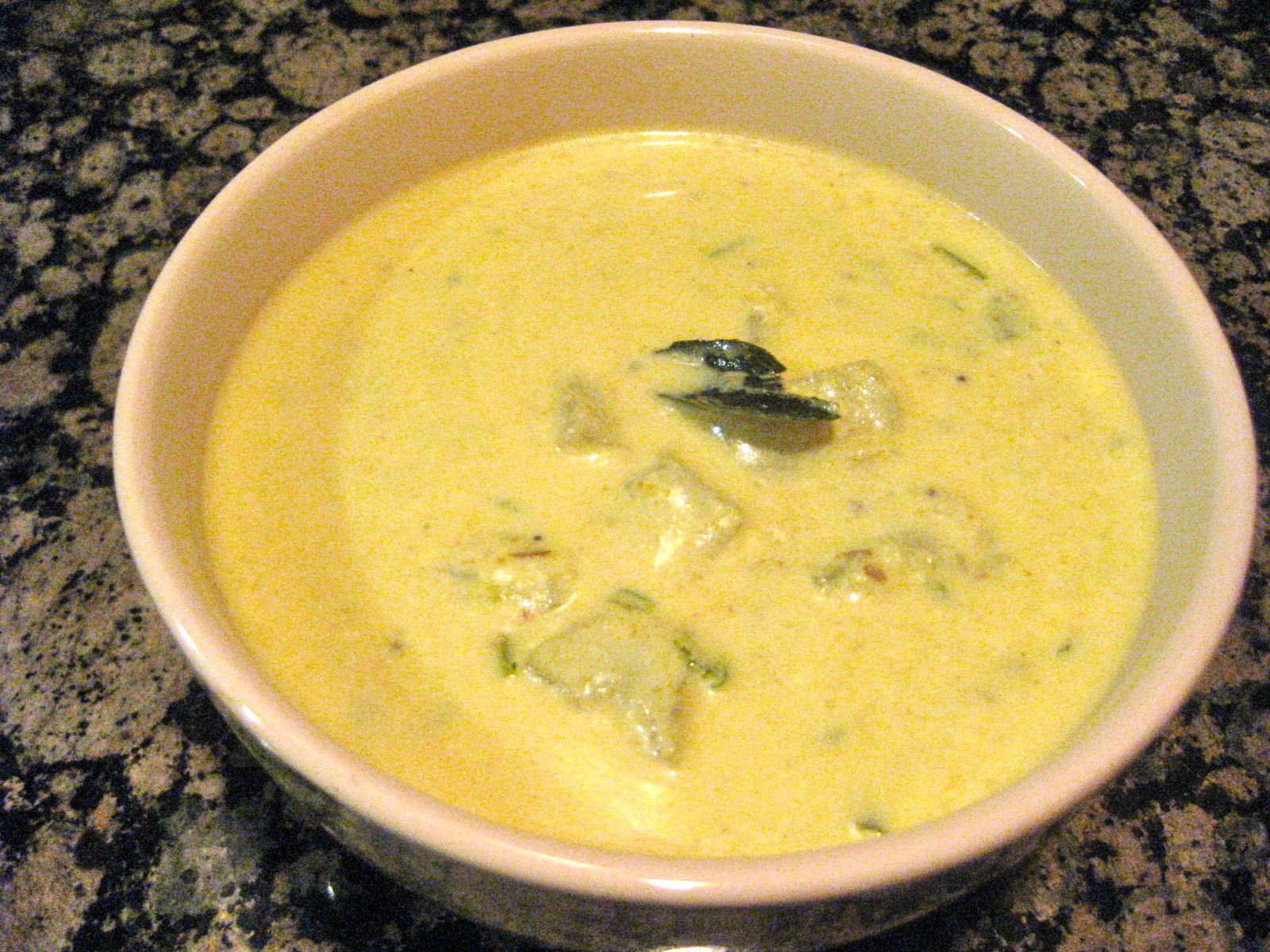 Lemon Spice Kitchen: Mosaru Huli