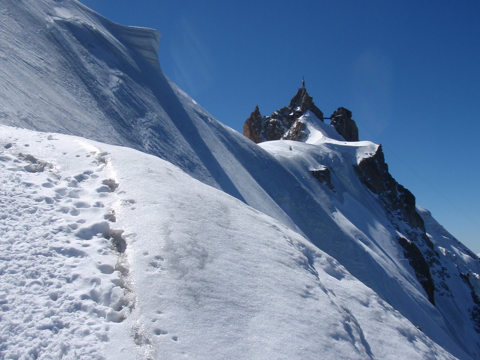 TEAMASCENT info@teamascent.co.uk: Chamonix, Midi Plan traverse