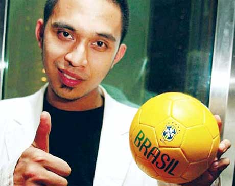 Cursing Malay : April 2010