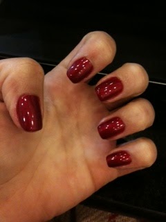 MiSSGLAMOURGiiRL: My First Shellac Color Manicure