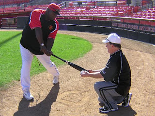 Media dis&dat: Legally blind coach guides baseball players toward great ...