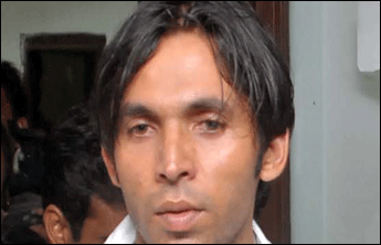 Pakistani Cricket Player picture ,biography ,latest news,all info ...