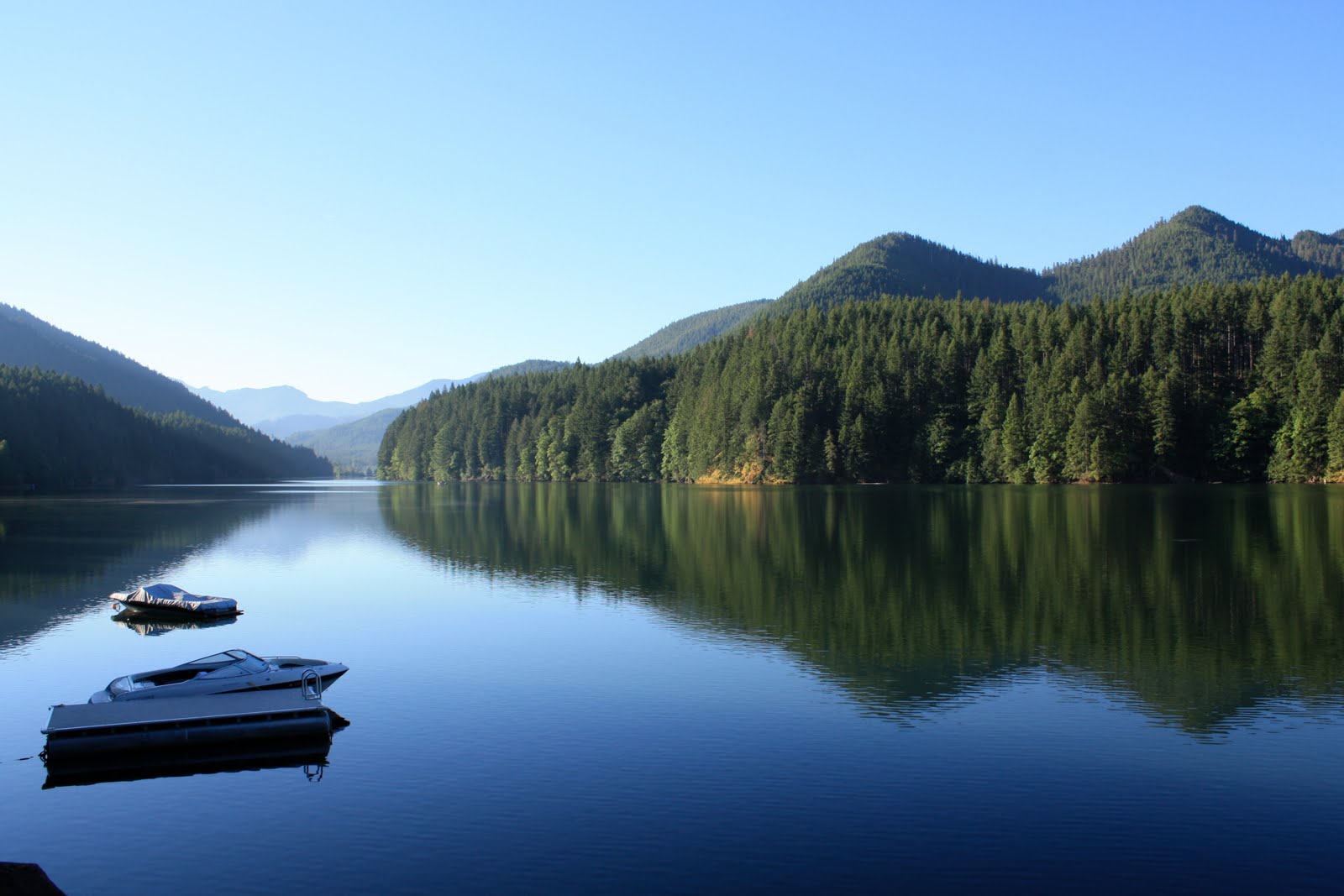 Detroit Lake. Oregon. | Detroit lakes, Cool places to visit, Beautiful ...