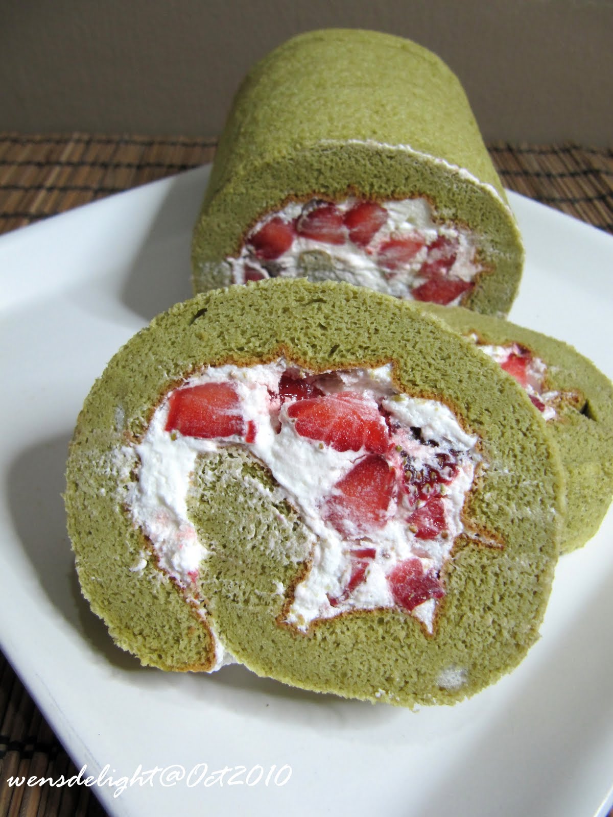 Wen's Delight: Green Tea Souffle Swiss Roll