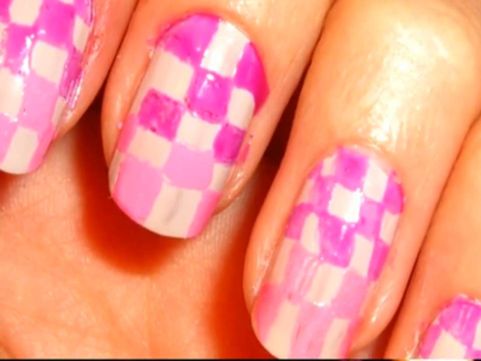 .oO Narges Tech Oo.: Pink And Purple Checkered Nails