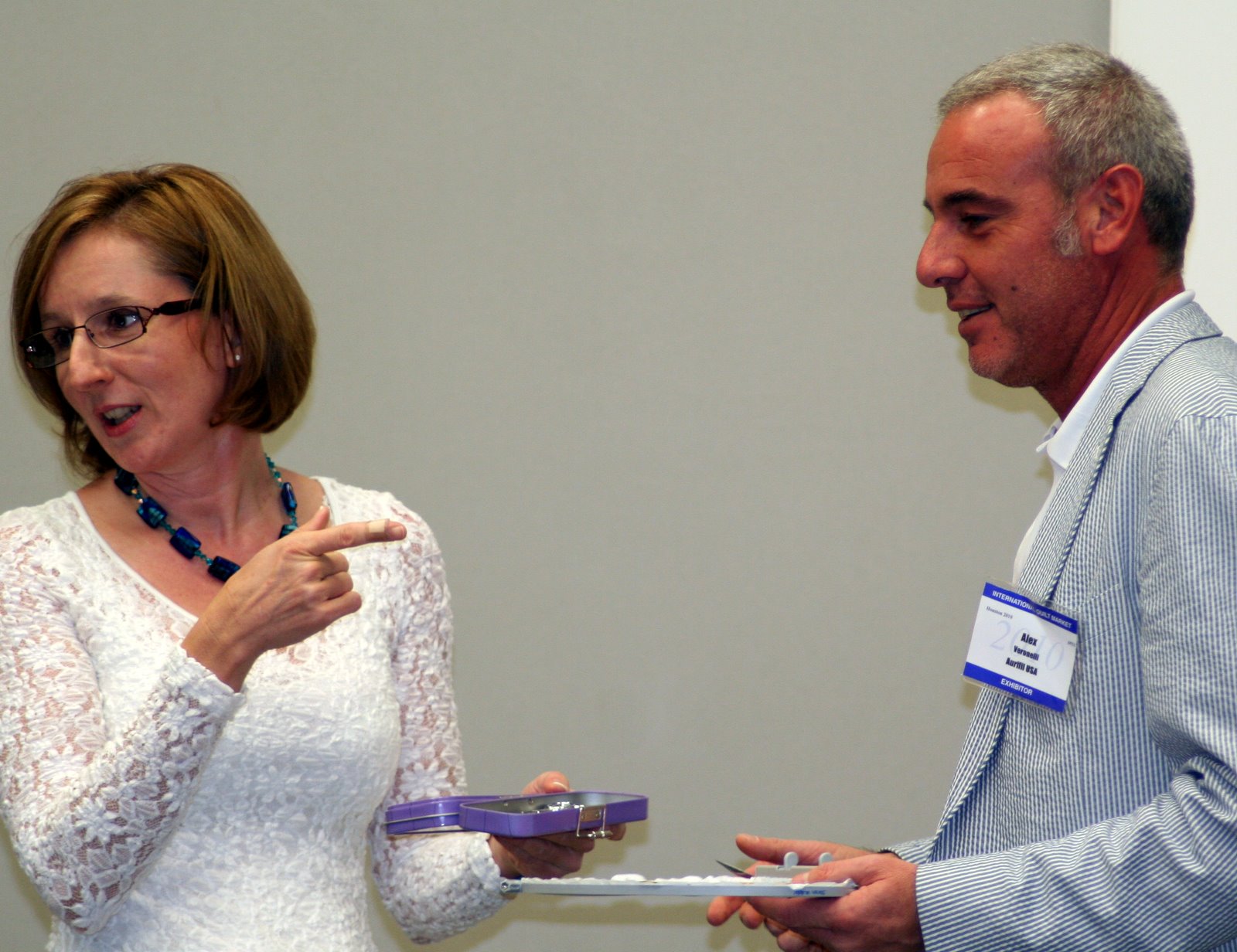 I Have A Notion: Sarah Vedeler in Houston Quilt Market 2010 - GO! Be ...