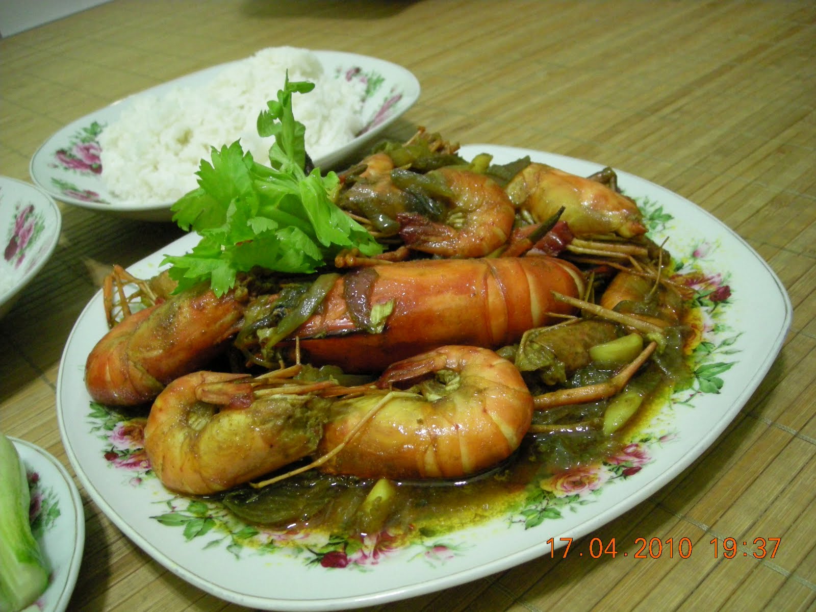 comels: sepinggan udang galah berulam cinta