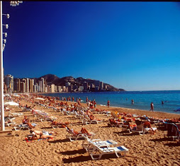 Vacaciones en Benidorm: Aqualandia reabrió sus puertas con atracciones ...