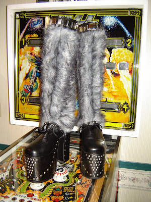 KISS COSTUMES & BOOTS: ERIC CARR CREATURES OF THE NIGHT COSTUME & BOOTS