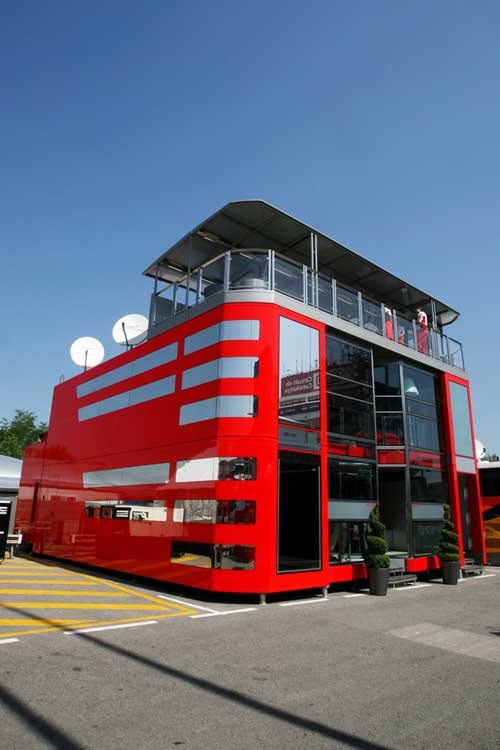 The Select Gear: Formula 1 Motorhomes