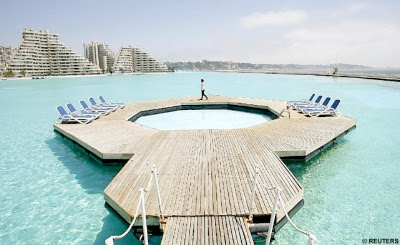 Ambitia - The Ambitions: Chile Largest Swimming Pool