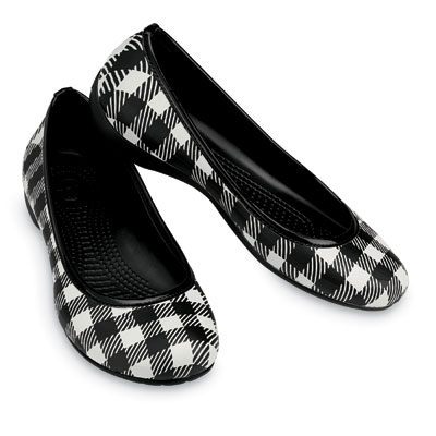 eroraexotica: *NEW* Crocs Available